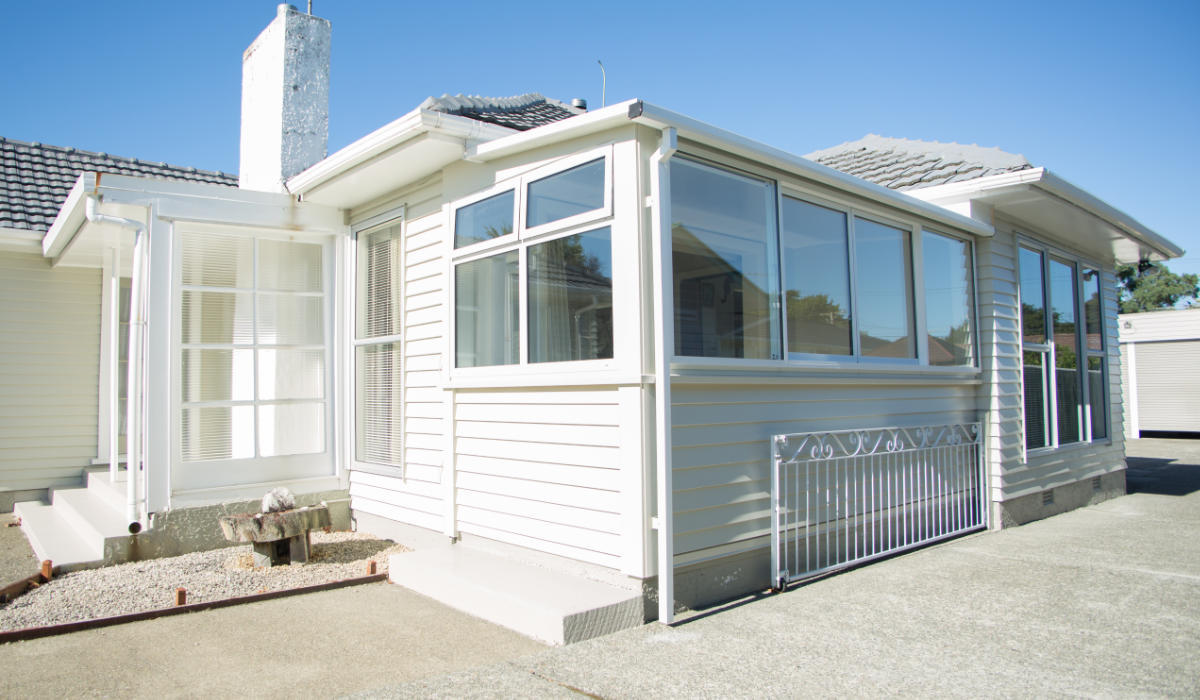 PVC Sunroom Kapiti Coast | Vinyl sunroom construction